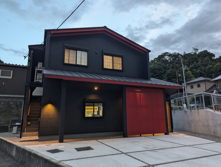 道後温泉本館まで徒歩1分
観光の拠点に最適な綺麗な宿/道後 - Matsuyama
