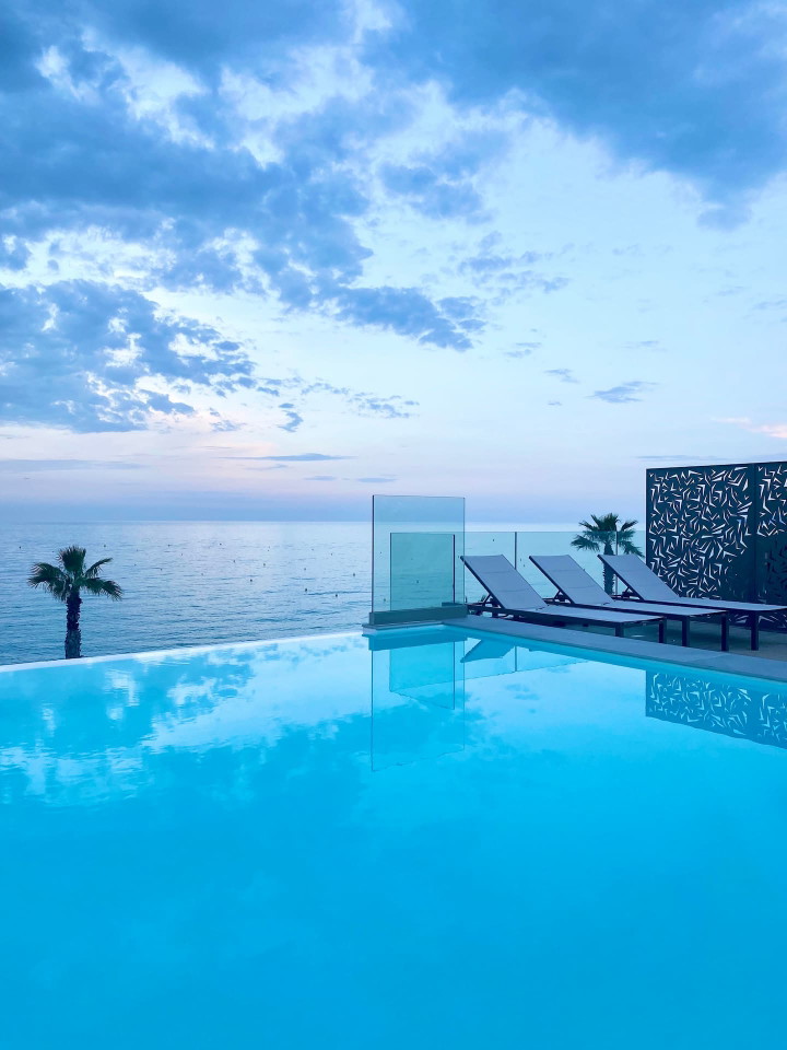 Seaside Loft With Private Rooftop 5* Listed - Villeneuve-Loubet