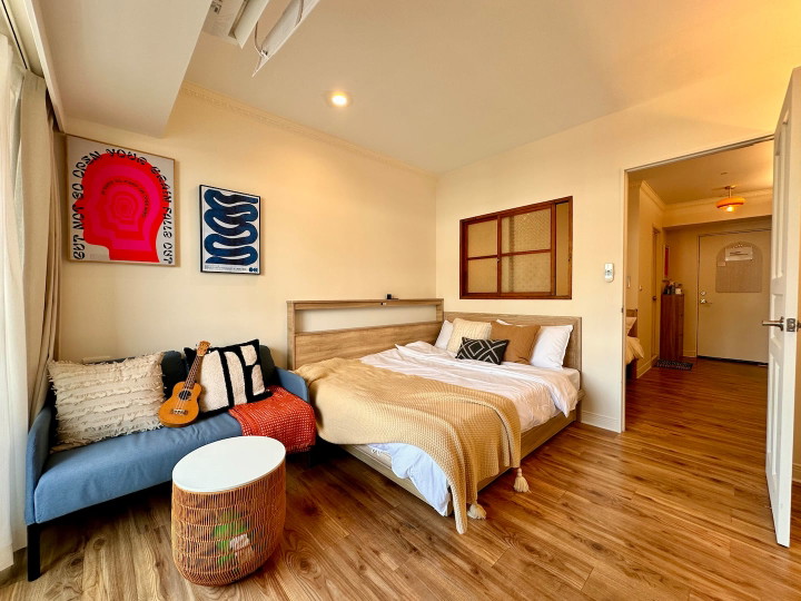 Imagine Back To The 70s | New 2 Bedrooms Taipei Station Z2 1 Min Walk | High-rise Balcony - Da’an District