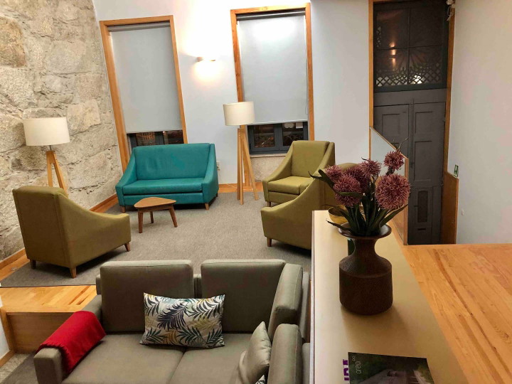 Faria 5: Cozy Comfort And Prime Location - Maia