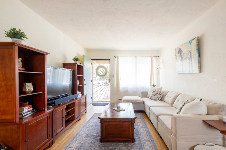 Charming & Spacious Two Bedroom Unit In Nob Hill. - Albuquerque
