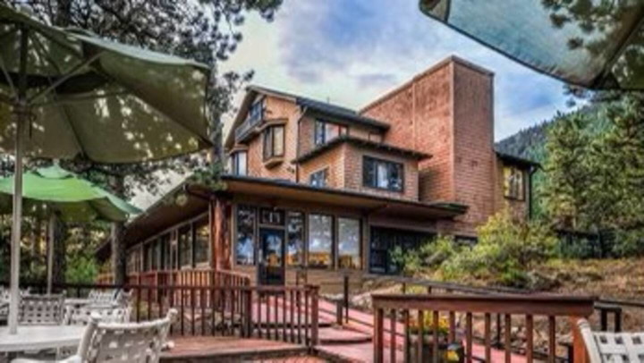 The Historic Crags Lodge - Colorado