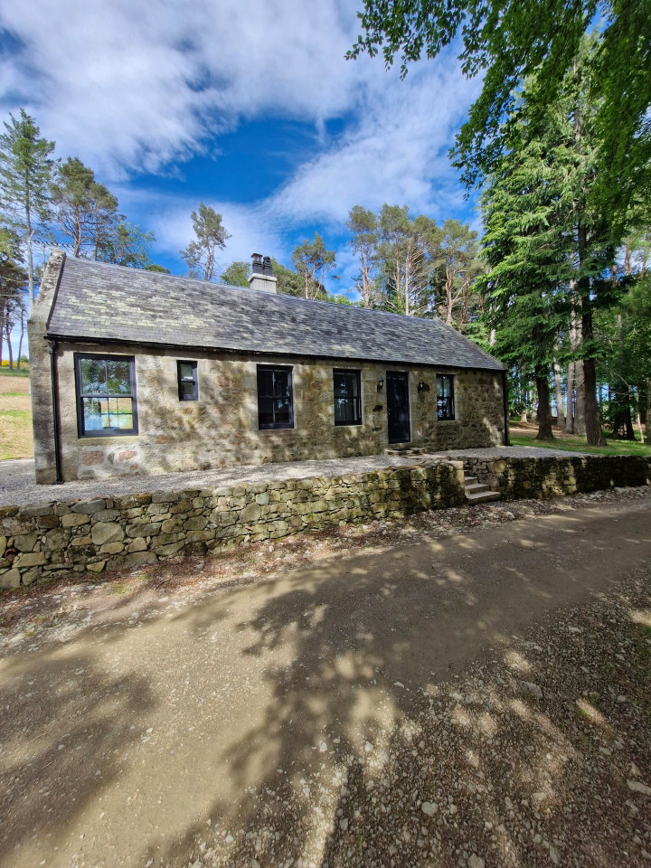 Meikle Corrie, Tillypronie. - Aboyne