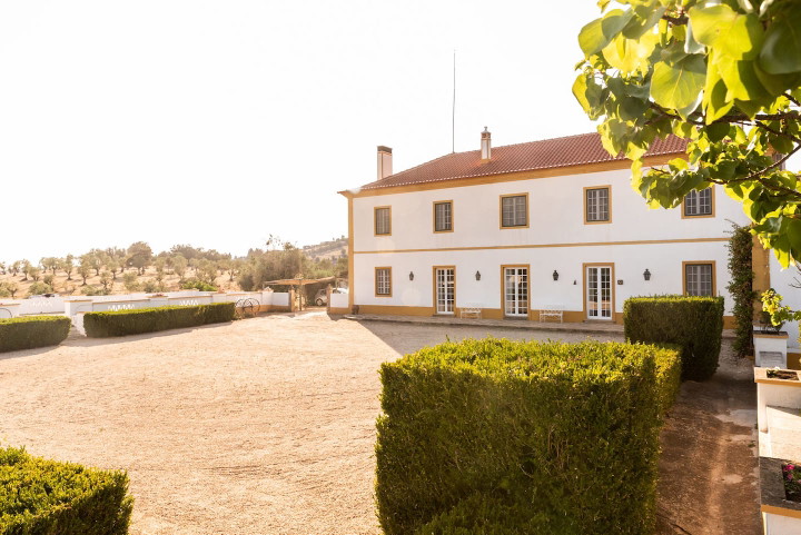 Countryside 6 Bedroom House With A Pool - Fronteira