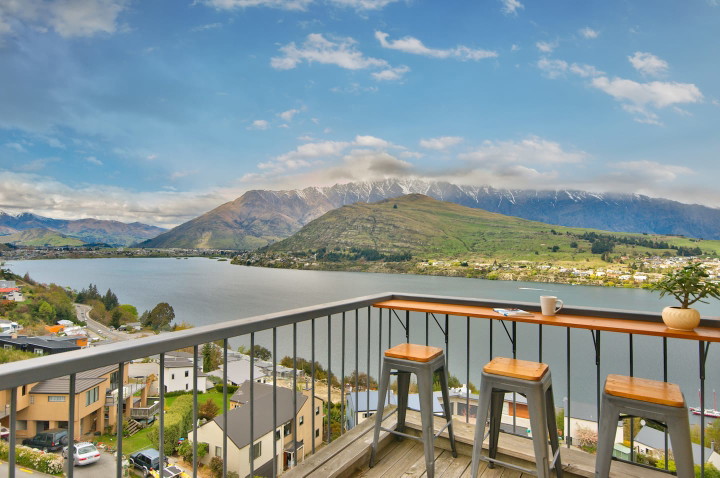 Superb Views And Location - 