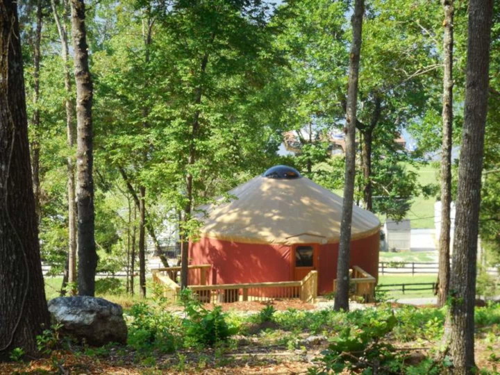 Red Yurt Clear Creek Cove Rv Resort-logan Martin - Talladega, AL
