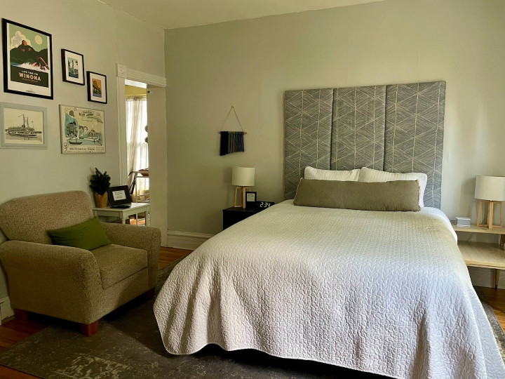 1 Bedroom With Extra Amenities, Quiet Neighborhood - Winona, MN