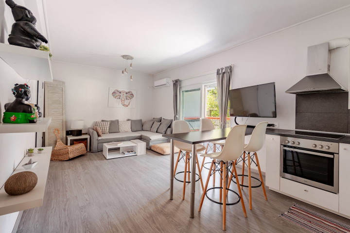 Appartement Lumineux Au Centre De Varkiza Par Boubia - Grèce