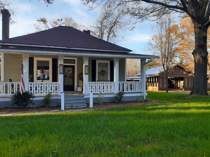 Senoia Farmhouse Close To Town, The Home Of The Walking Dead. - Peachtree City, GA