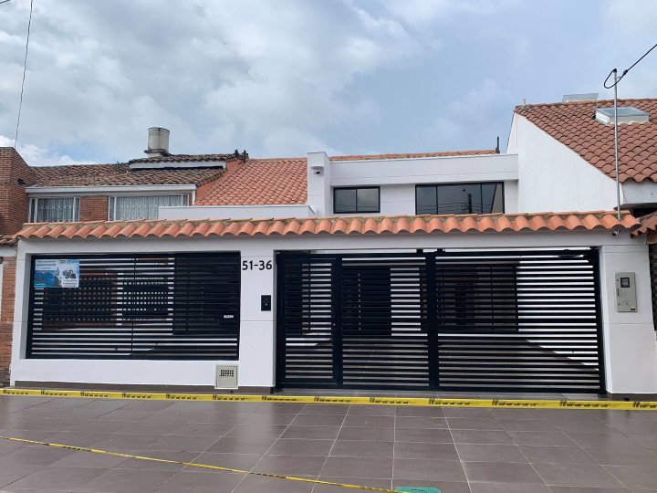 Excellente Propriété - ÉTrenner -Pepe Sierra - Bogota