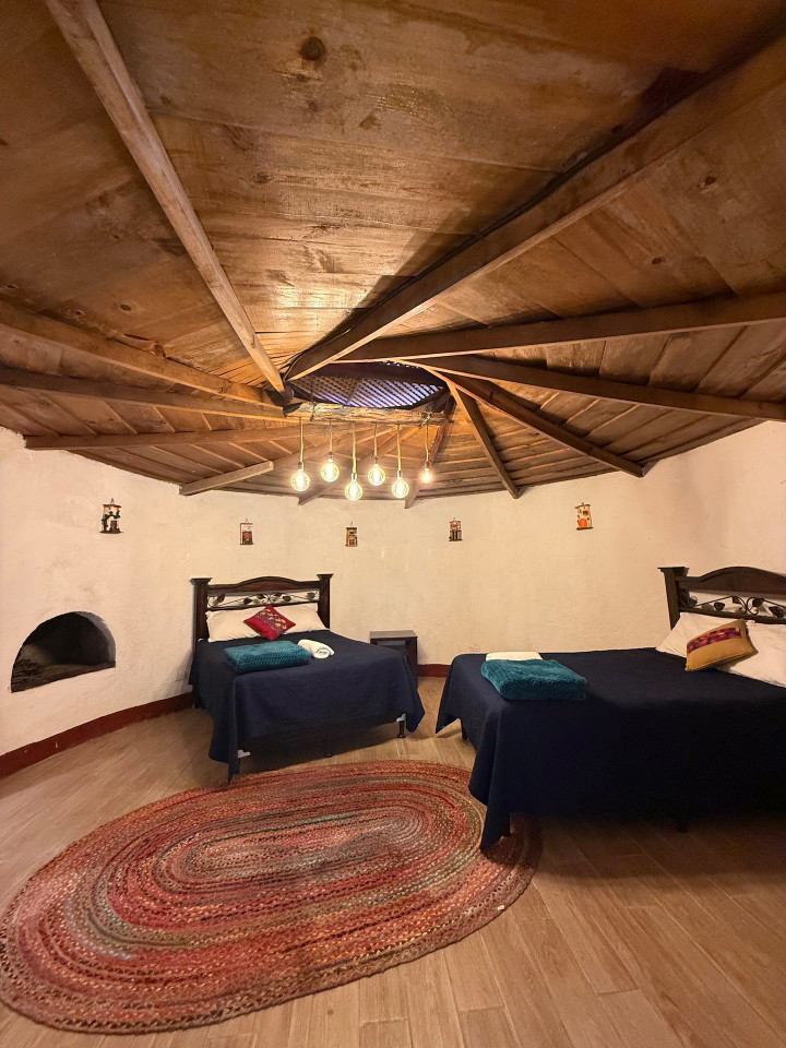 Cabañita Para 4 Personas | Bosque + Granja - Tecpán Guatemala