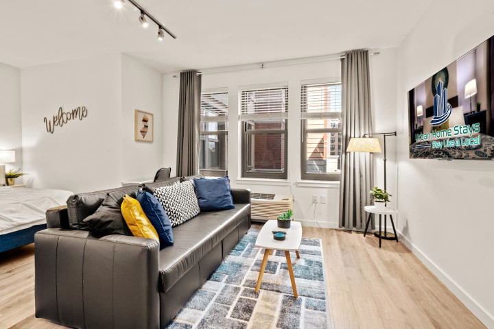 Luxuryapt-pool Rwj-rutgers Stpeter-freepark-nyc316 - New Brunswick, NJ