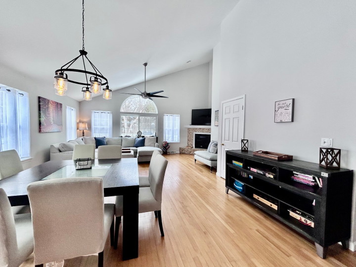 Cozy Lakeside Home, Kayaking And More! - Hudson, NY