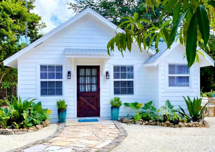 John John's Hideaway - Cayman Islands