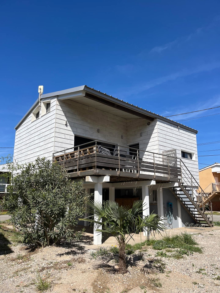 Steelwood Chalet 4 Chambres, Confortable/climatisé - Gruissan