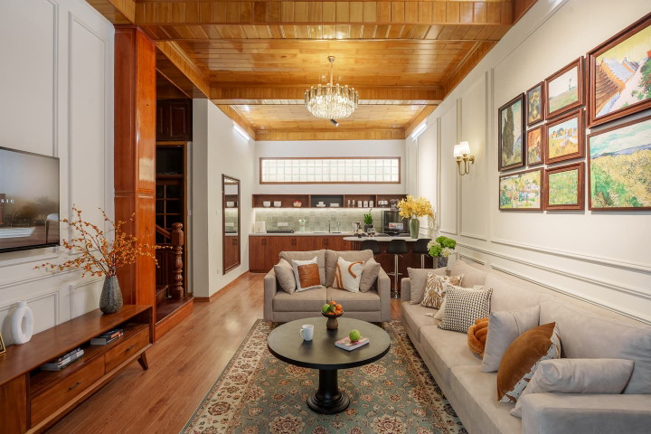 House Above The Hush| 180m2|cinema Jacuzzi|storage - Hanoi