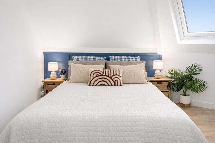 Quiet Bright Studio  5 Min Walk From The Train Station - Le Mans