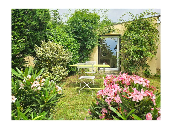 Cocon Au Calme, Lumineux, Jardinet Privatif - Uzès