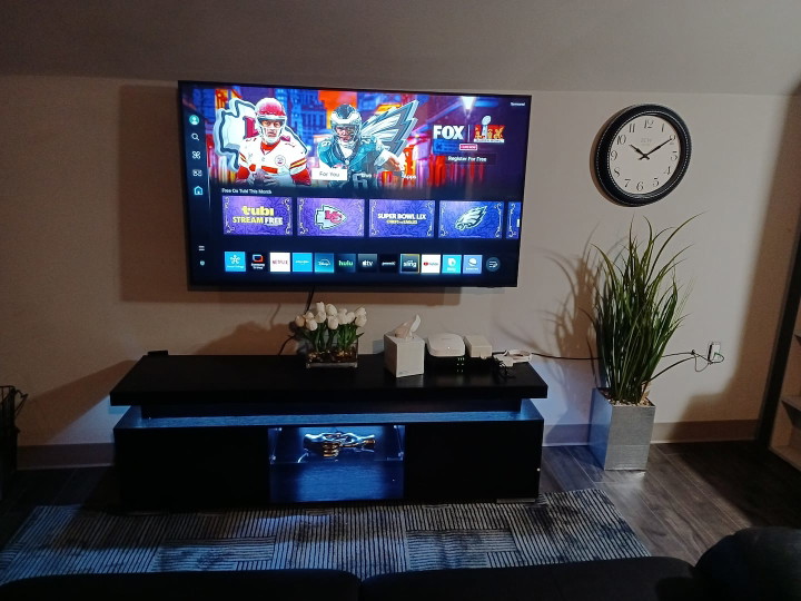 Luxurious Studio - Terre Haute, IN