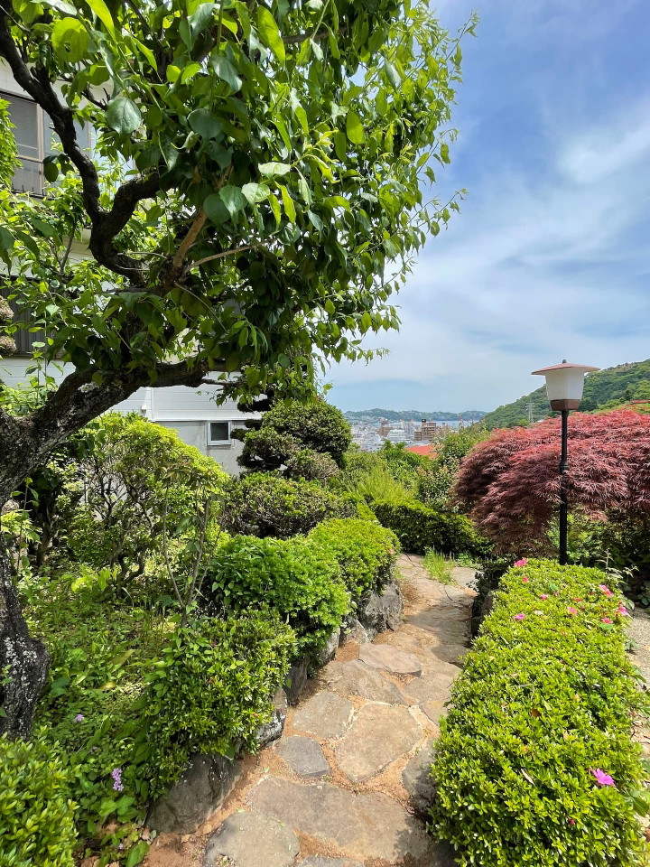 温泉街の貸別荘!Bbq,みかん香る山と青い海,街の夜景。愛犬と泊まれる静かな一軒家 - Atami