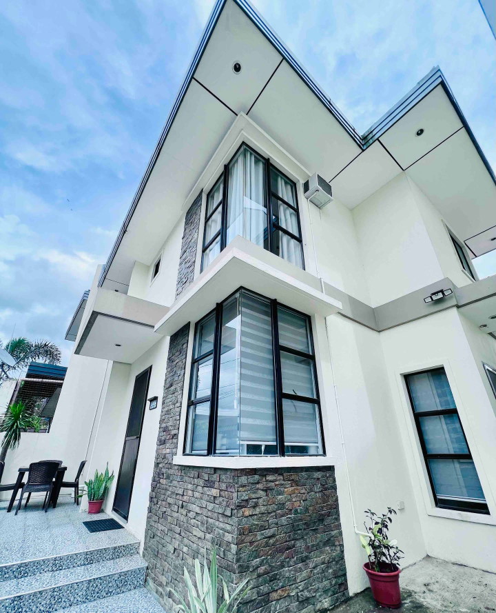 Safe And Well Kept In The Heart Of Bacolod City - Bacolod