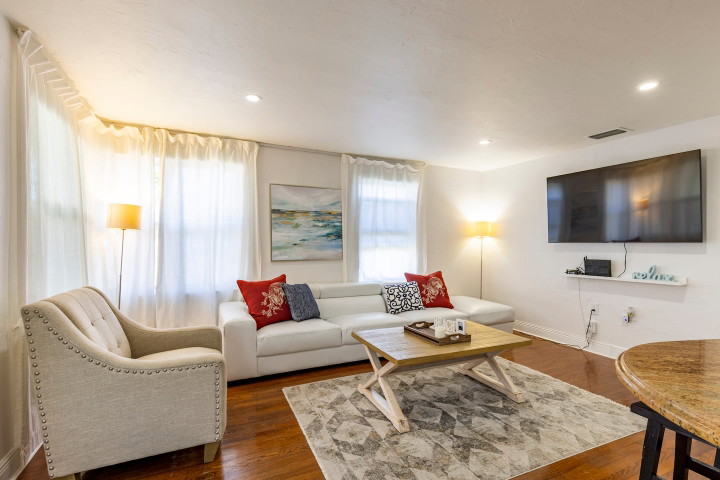 Charming 3 Bdrm House Walk To Deerfield Beach Pier - Boca Raton, FL