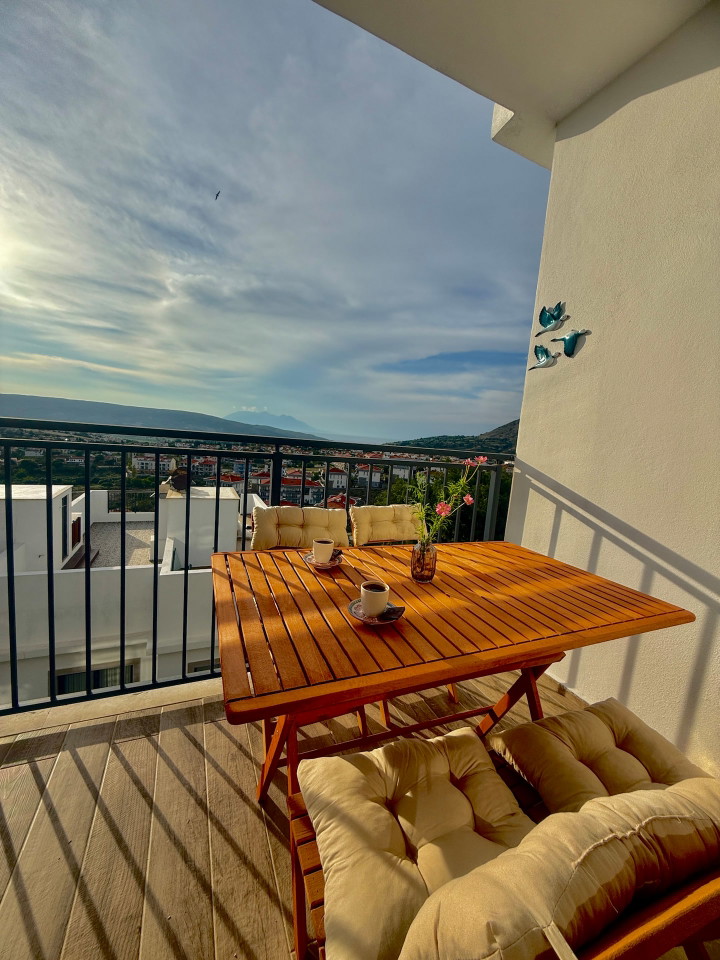 Casa Verano View | Deniz Ve Dağ 
Manzaralı 1+1 Ev - Gökçeada