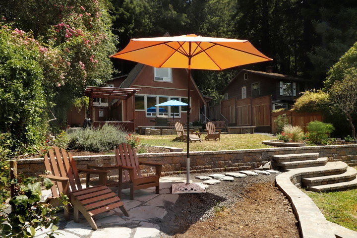 Happy Trails Summer Boats/river Hot Tub View Yard - Jenner, CA