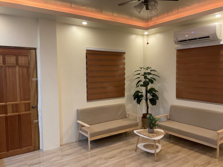 A Cozy 1 Bedroom House In Calape - Calape