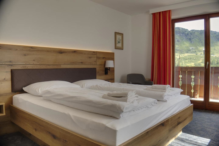 Dreibettzimmer Ski-in Ski-out Mit Dusche - Obertauern