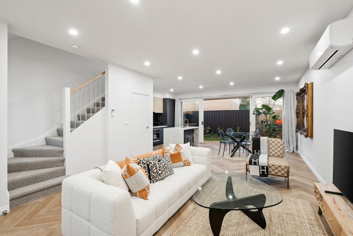Modern Stylish Home - Walk To Beach - Williamstown