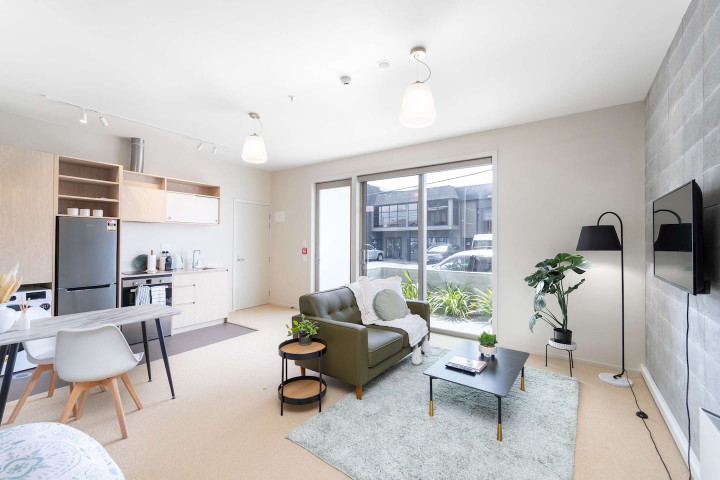 Petone Studio | Balcony | Near Beach + Shops - Lower Hutt