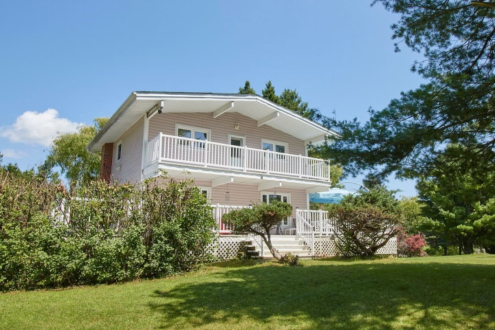 10-acre Country Retreat | Sleeps 10 | Wedding Stay - Port Perry