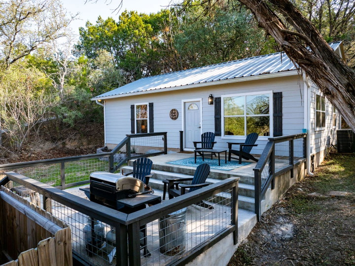 Pet-friendly Cabin | River Access, Grill & Firepit - San Marcos, TX