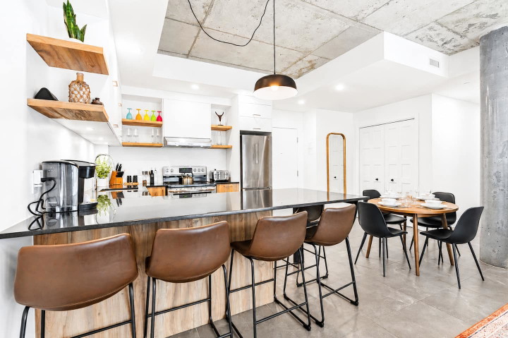 Le Downtown (Parking + Rooftop Pool + Gym) - Levis