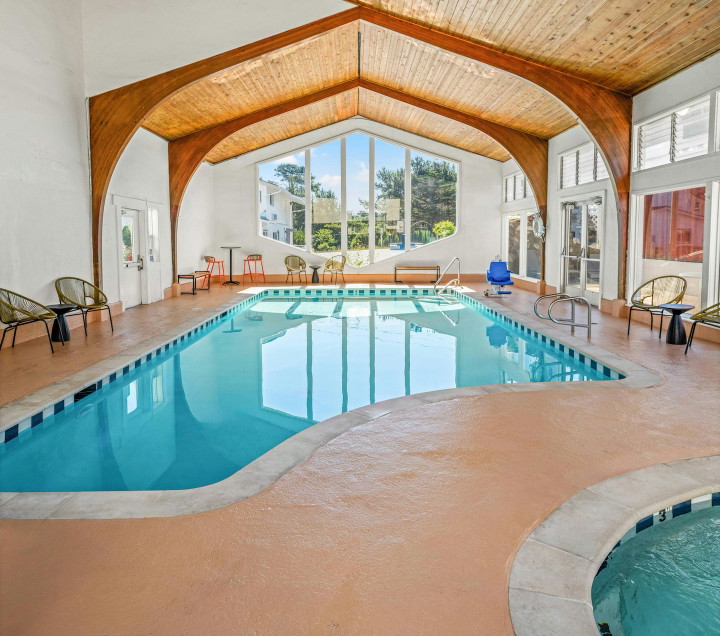 Stargazer Hotel - Carmel-by-the-Sea, CA