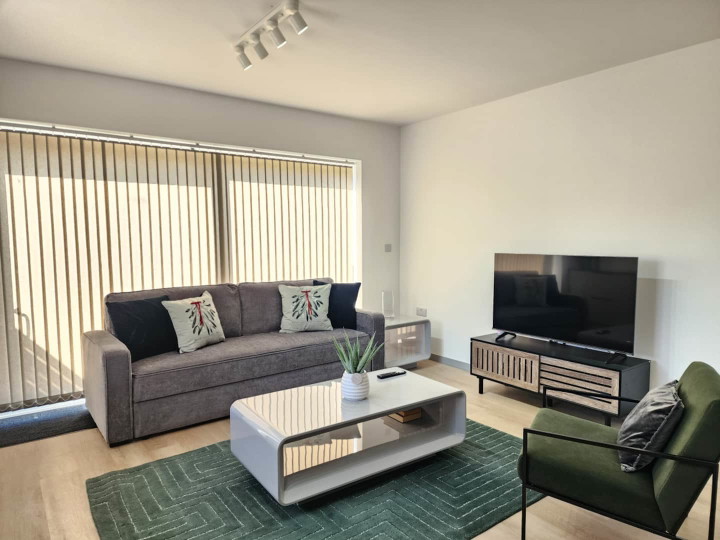 Luxury 2-bedroom With A/c, Private Garden,parking - Oxford