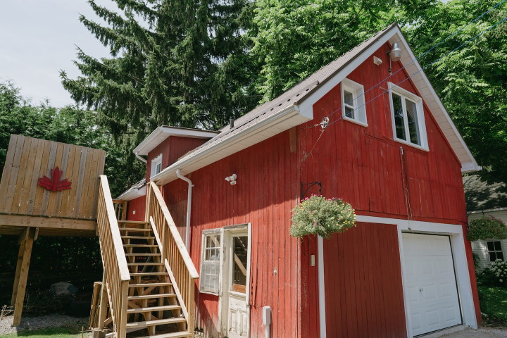 The Queen Lizzie Suite - Picton, Canadá