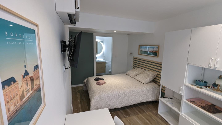 Chambre Indépendante
Proche Tram, Parking Privé - Bordeaux