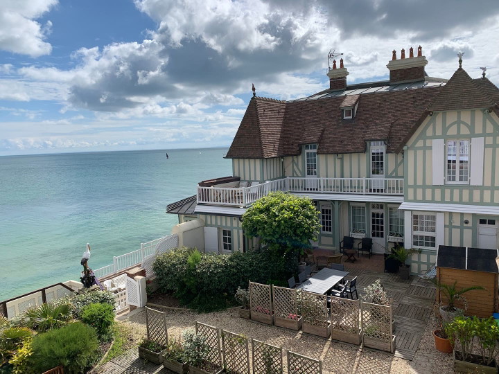 Belle Villa Normande Sur La Mer - Luc-sur-Mer