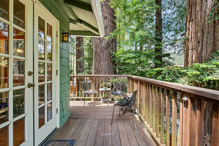 Monte Rio Treehouse -Walk To Restaurants And River - Occidental, CA