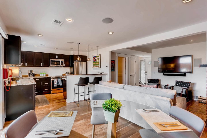 Nicely Remodeled Townhouse - Boulder - Boulder, CO