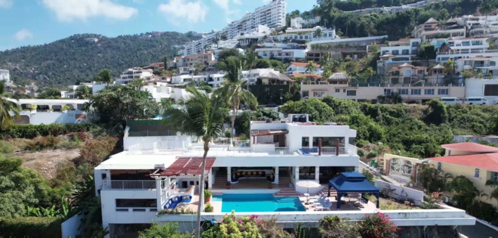 Casa En Renta En Marina Las Brisas, Acapulco, Gro. - Acapulco