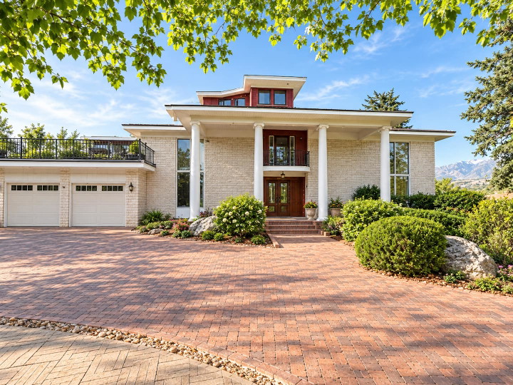 Historic Luxury Estate | 1 Acre | Sleeps 17 - Vineyard, UT