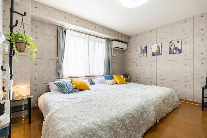 [Direct Access From Narita/haneda] City & Asakusa Within Walking Distance/direct Access To Disneyland Bus/private/max 4 People - Ueno