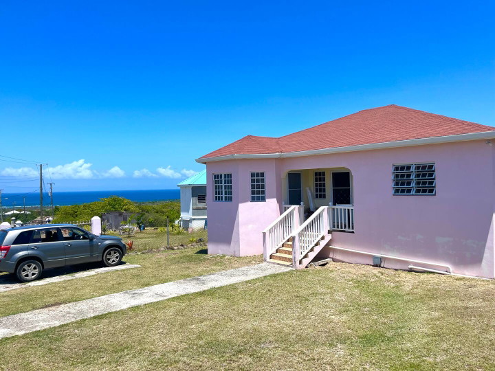 Bungalow Insulaire Lumineux Et Gai Avec Vue Sur L'océan - Saint-Christophe-et-Niévès