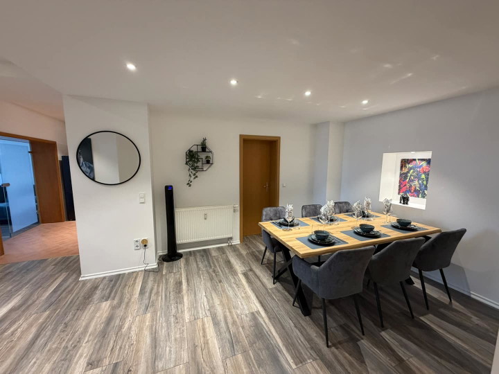 Moderne Designwohnung Mit 2 Bädern - Dresden