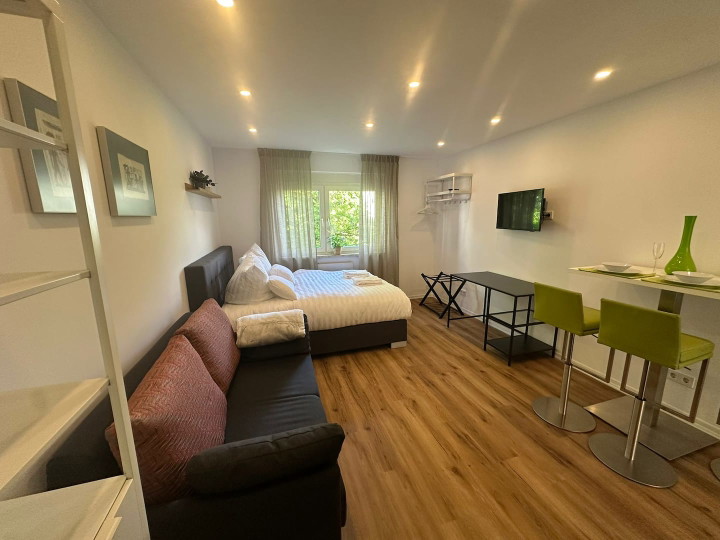 Moderne Studio Wohnung 2 In Saarbrücken Küche Bad - Saarbrücken