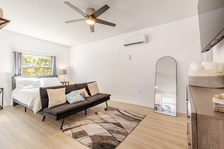 Private Unit Near Downtown Orlando & Ucf - Winter Park, FL