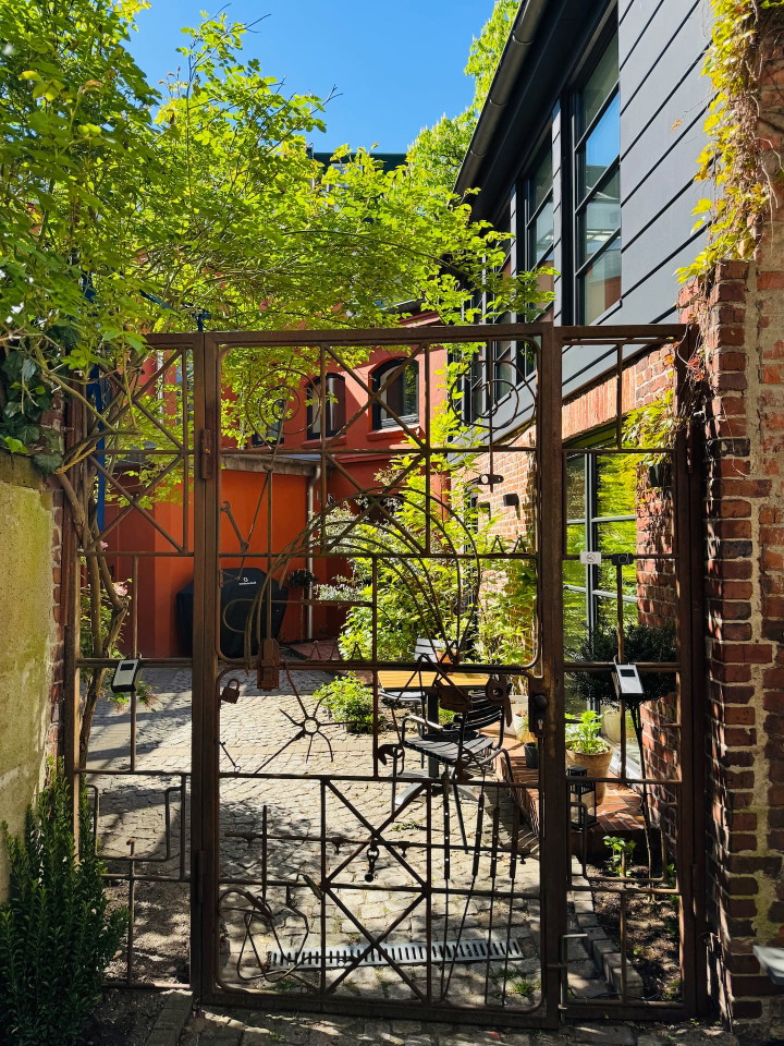 Charming Guest Suite With Terrace In The Backyard - Hamburg